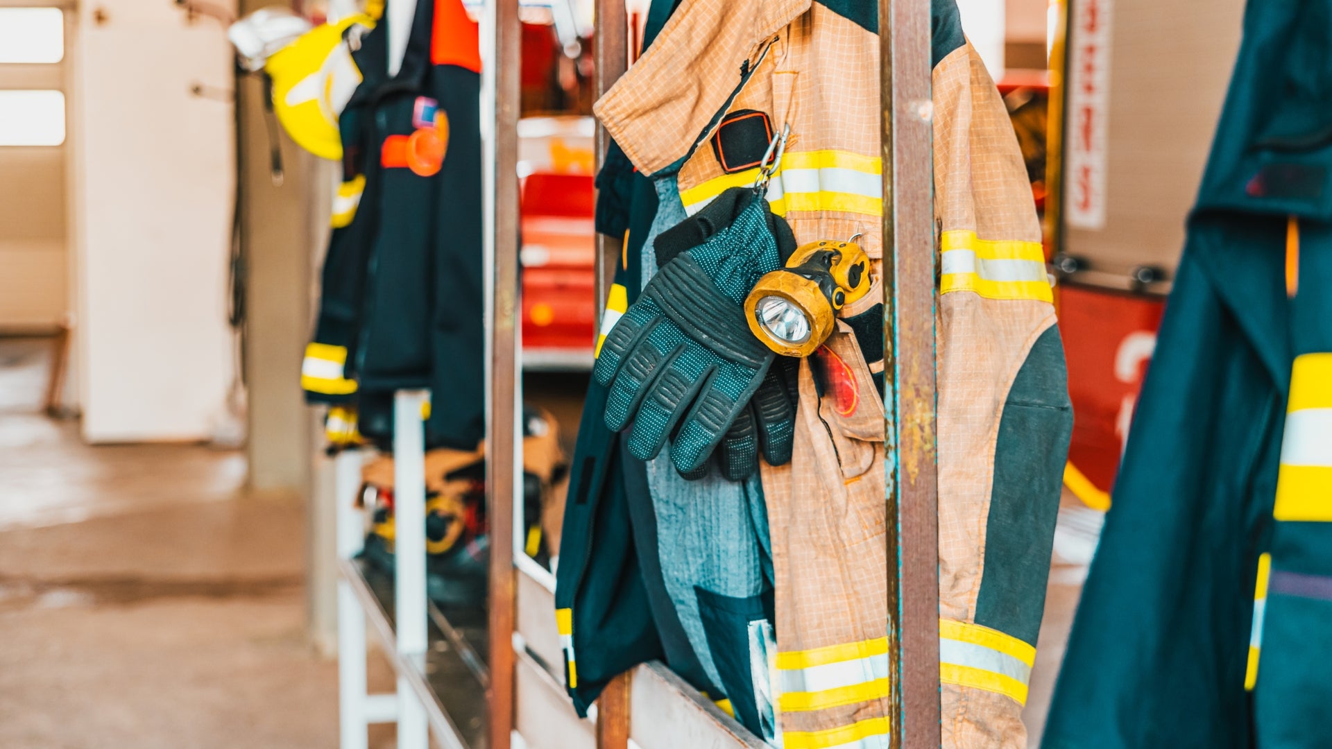 Exploring Flame-Resistant (FR) Apparel Categories: Understanding the D